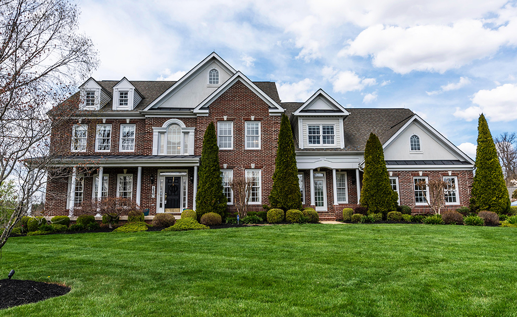 High-End Real Estate | Better Homes and Gardens® Real Estate