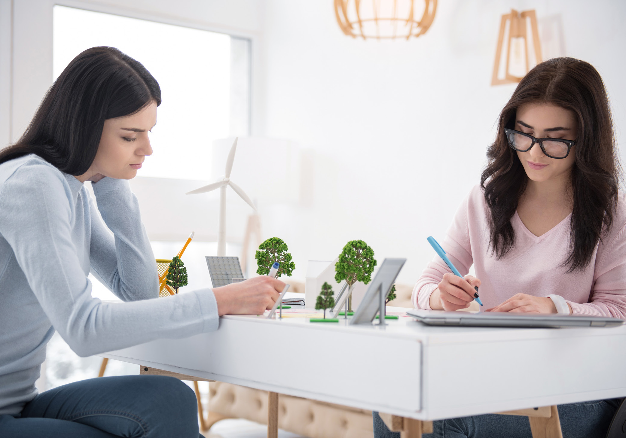 How Real Estate Professionals Can Go Green - Better Homes and Gardens ...